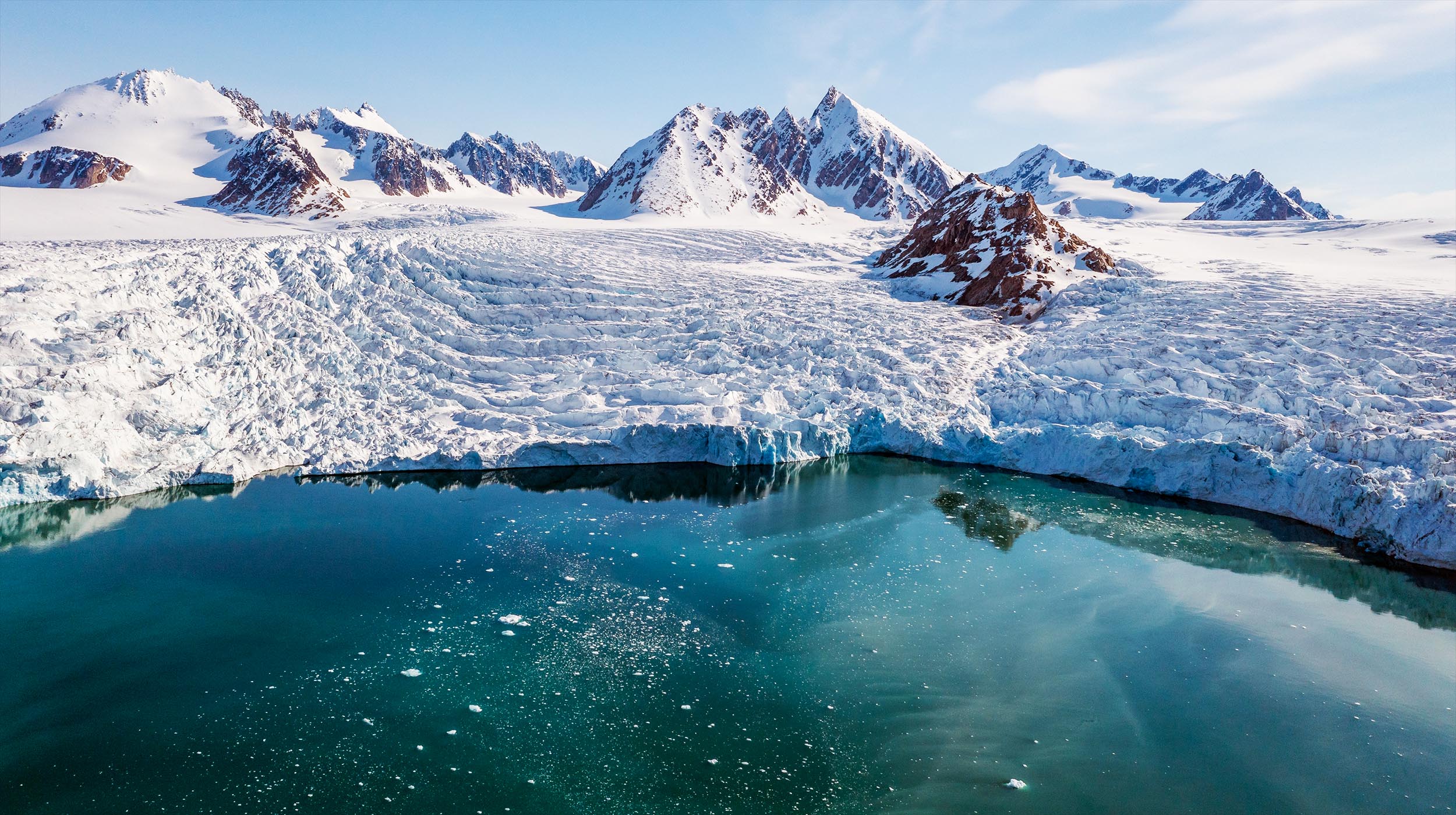 Meltwater flowing off Antarctic ice shelves changes the ocean in ways ...