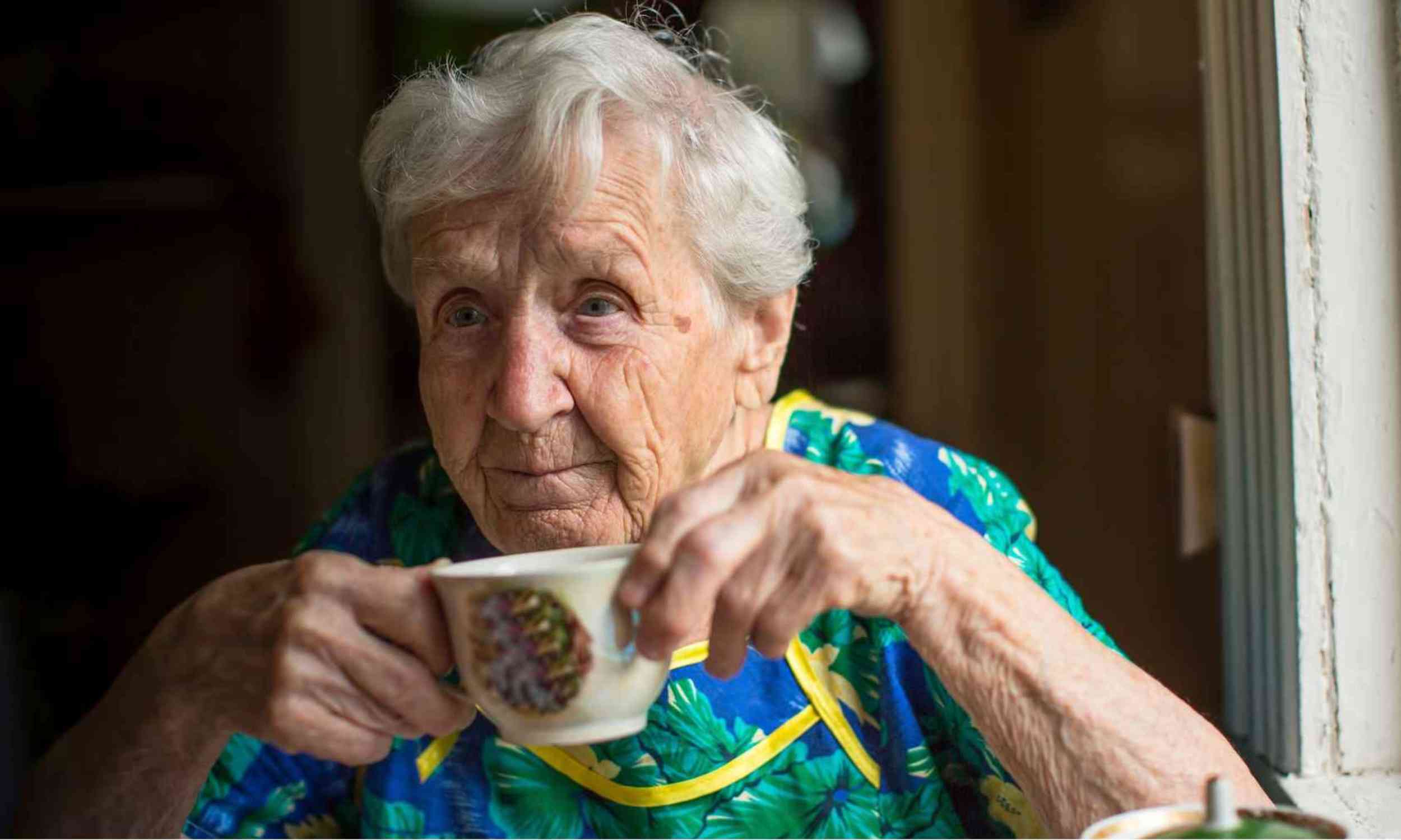 Tea and coffee may shape osteoporosis risk in opposite ways, and one ...